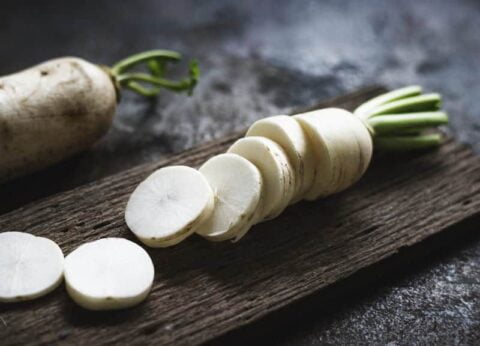 Los 10 mejores sustitutos del rábano daikon - NewFoodHub