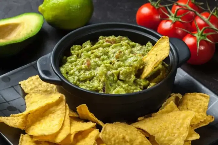 Salsa de Aguacate vs Guacamole: ¿Cuál es la diferencia? - NewFoodHub